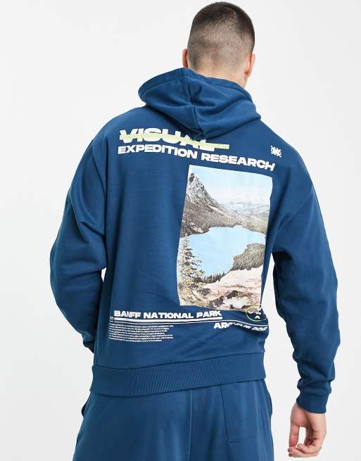 Sudadera Azul Extragrande Con Capucha Y Estampado De Montaña En La