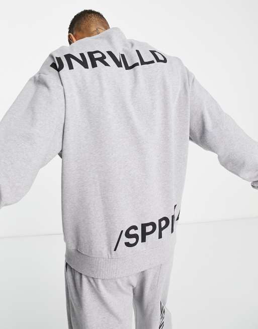 Sudadera Gris Extragrande Con Estampados Del Logo En La Espalda De Asos