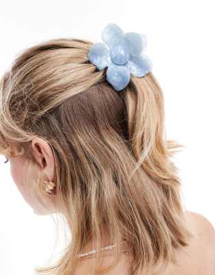 SUI AVA flower power hair claw clip in blue marble | ASOS