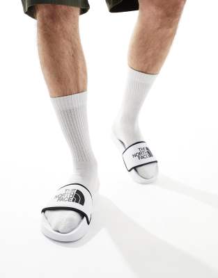 The North Face - Base Camp III - Slippers in wit | ASOS