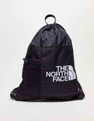 The North Face – Bozer – Svart väska med dragsko | ASOS