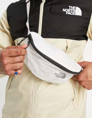 The North Face Flyweight Fanny Pack In White | ModeSens