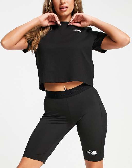 The North Face - Training Mountain Athletic - Leggings corti a vita alta neri | ASOS