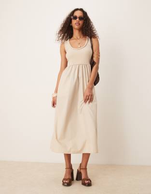 Threadbare - Maxi jurk met lage ronde hals in taupe | ASOS