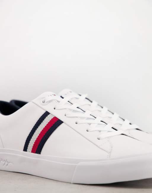 Tommy Hilfiger Corporate leather sneakers with side logo in white | ASOS
