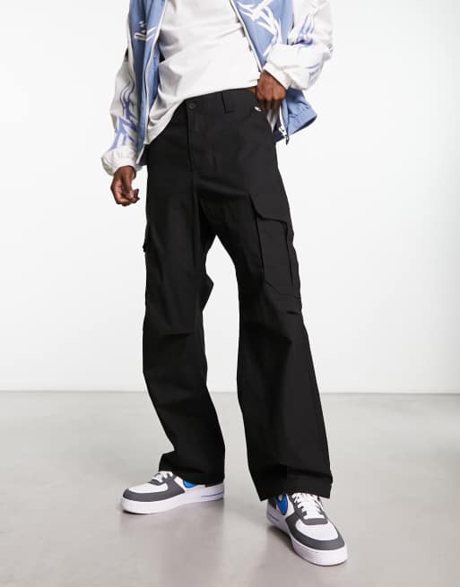 Tommy Jeans - Aiden - Pantalon cargo baggy - Noir | ASOS