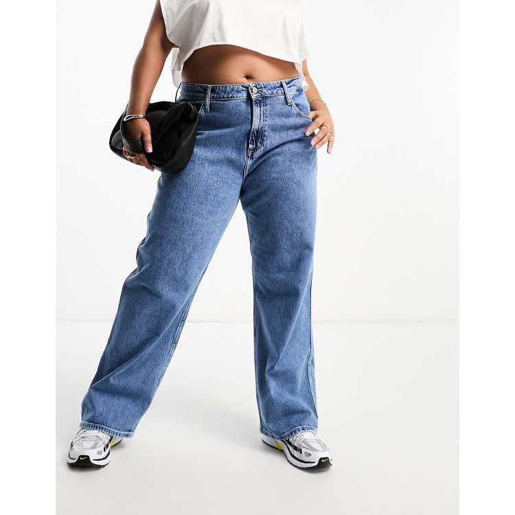 15 Best Plus-Size Jeans According To Women Who Swear By