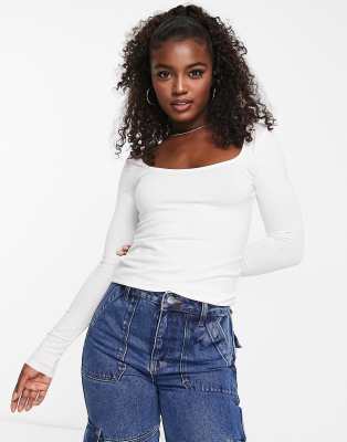 Top blanco de manga larga con cuello ancho de New Look | ASOS