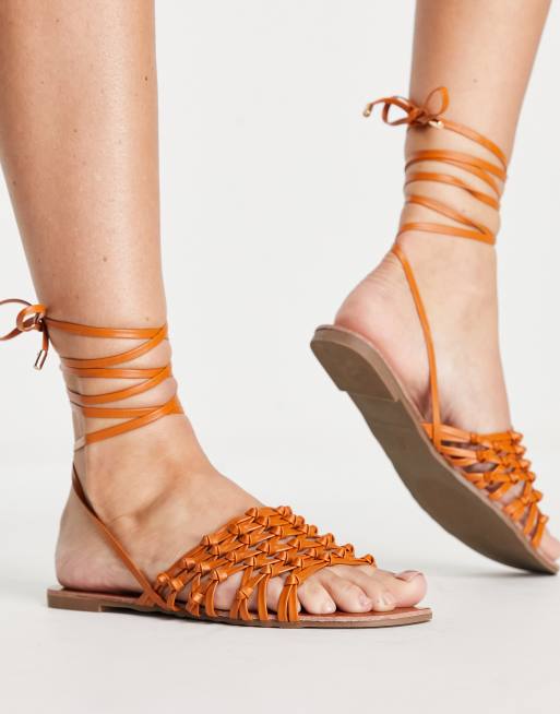 Truffle Collection Flache Sandalen In Orange Mit Beinschnürung Asos