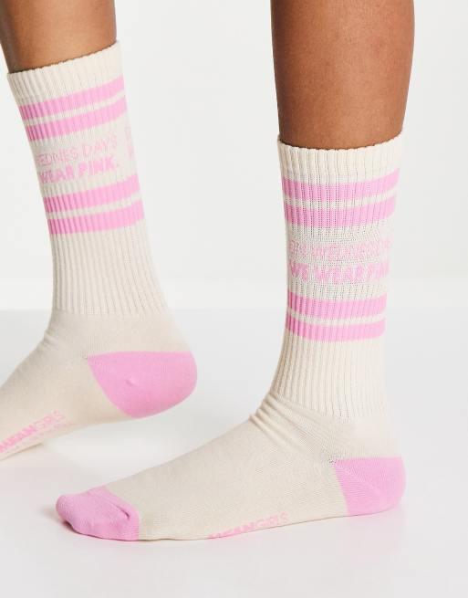 Typo x Mean Girls – Rosa strumpor | ASOS