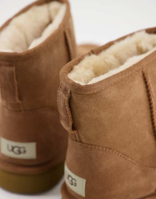 Uggs Boots Tan
