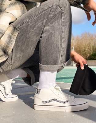 Vans – Mid Skool 37 Sport – Sneaker in Weiß mit Paisley-Muster | ASOS