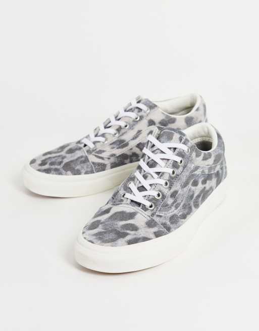 Vans Old Skool Hairy Suede leopard sneakers in grey | ASOS