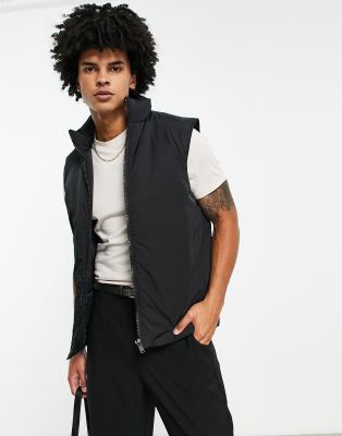 Vatteret vest i sort fra ASOS DESIGN | ASOS