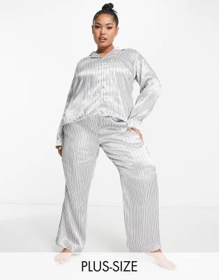 Vero Moda Curve – Grå kritstrecksrandig pyjamas av satin med skjorta ...