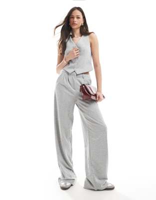 Vero Moda - Ensemble avec top style veston en jersey et pantalon - Gris ...