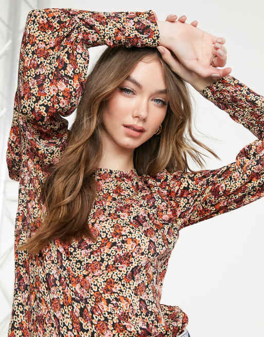 Vero Moda Long Sleeved Blouse With Balloon Sleeve In Red Ditsy Floral