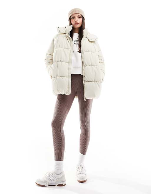 Vero Moda luxe oversized puffer coat in cream | ASOS Vero Moda luxe oversized puffer coat in cream | ASOS
