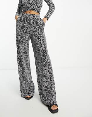 Vero Moda - Pantalon d'ensemble ample - Argenté pailleté | ASOS