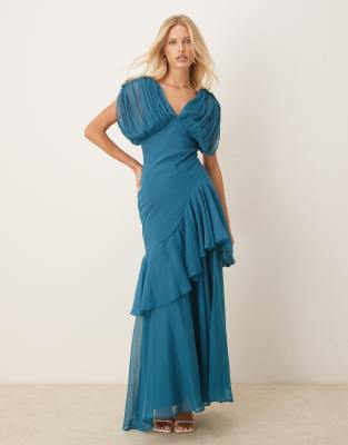 Vestido largo color cerceta oscuro de corte al bies con mangas blusón y ...