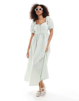 Vestido mido verde matcha a cuadros vichy con lazada delantera de Miss ...
