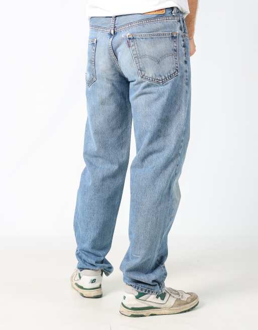 Vintage Levi's 550 32x34 denim jeans in blue | ASOS
