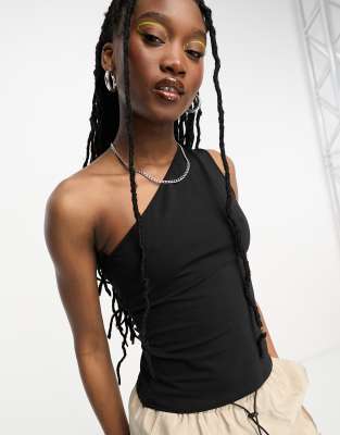 Weekday - Cindy - Top asymétrique - Noir - Exclusivité ASOS | ASOS
