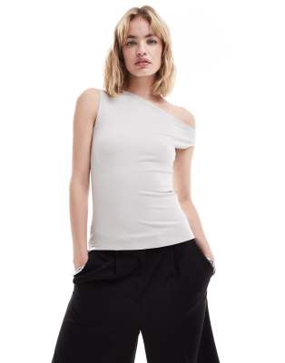 Weekday – Hedda – Asymmetrisches Oberteil in Hellbeige | ASOS