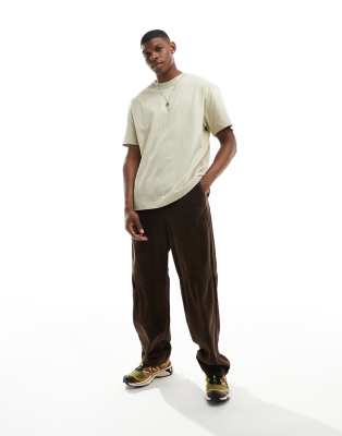 Weekday – Oversize-T-Shirt in Beige | ASOS