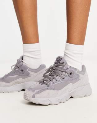 Zapatillas de deporte grises Astir de adidas Originals | ASOS